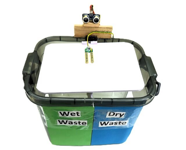 Smart Dustbin for wet and dry segregation with solar – SR Robotics